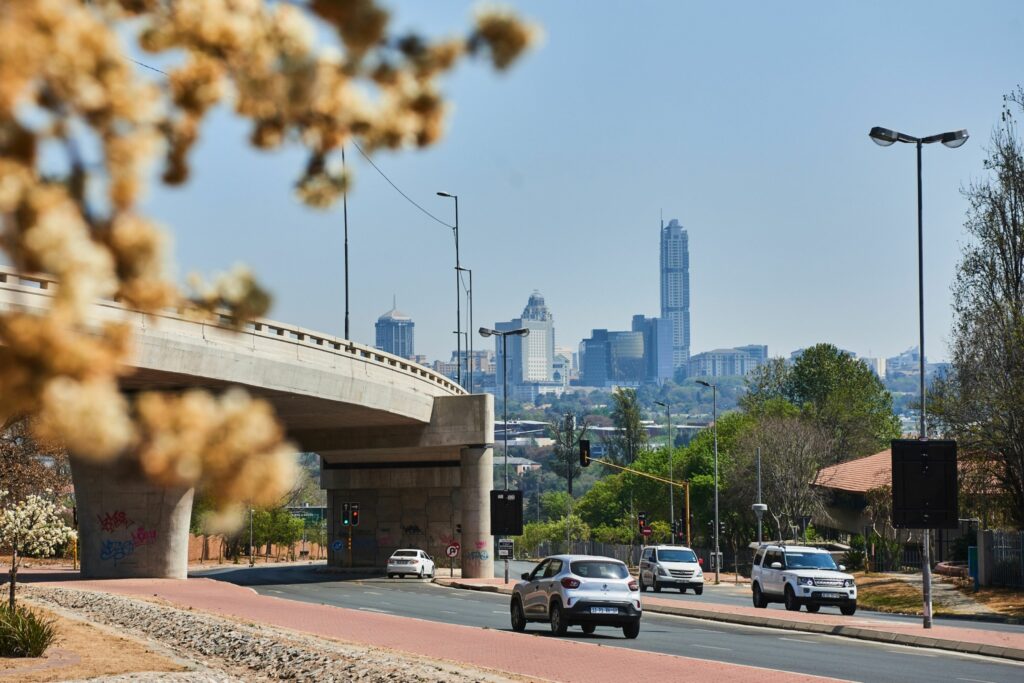 SA bonds gain as smaller weekly sale draws strong bids - Moneyweb