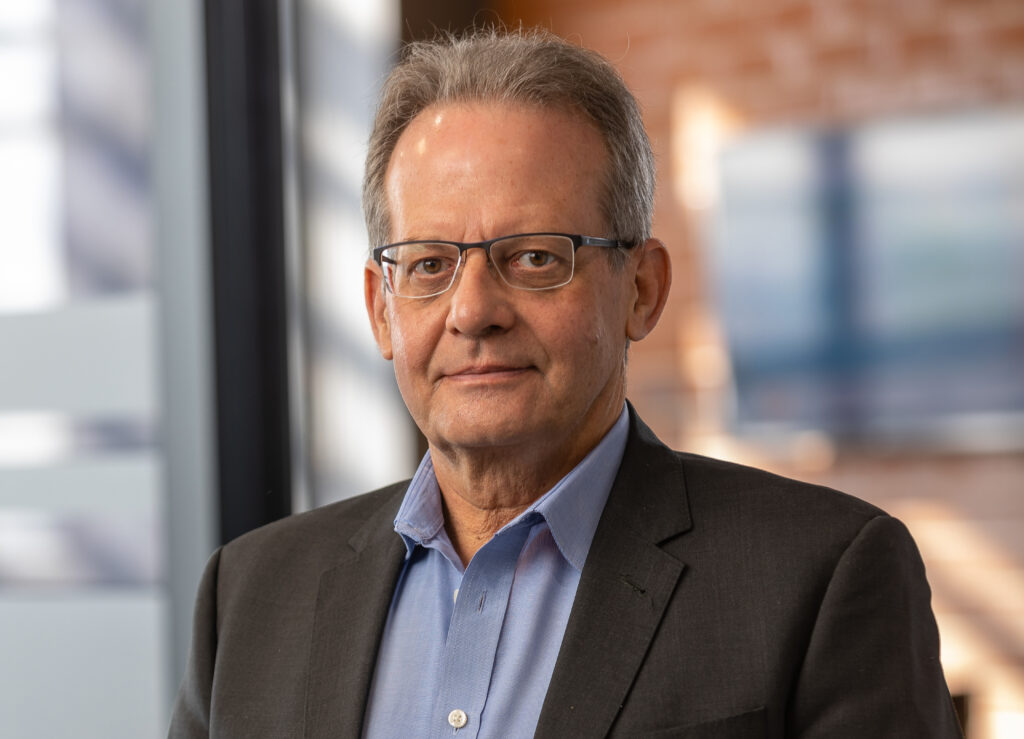 Van beleggings tot Jaguars - Moneyweb