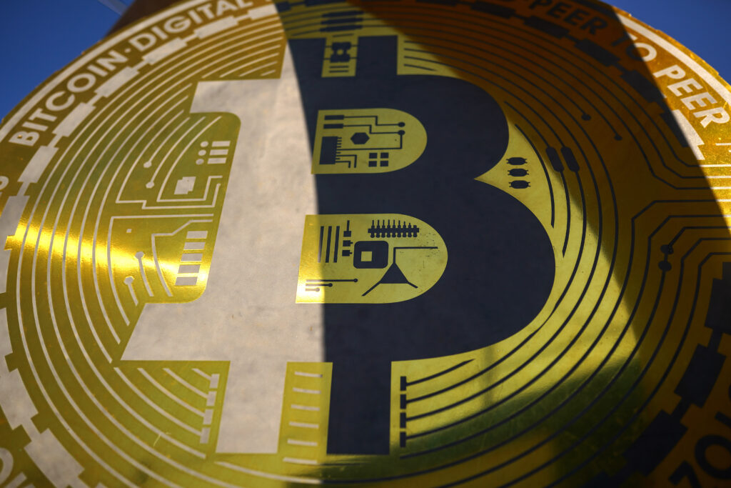 Crypto trading: The untold story of exchange control regulations - Moneyweb