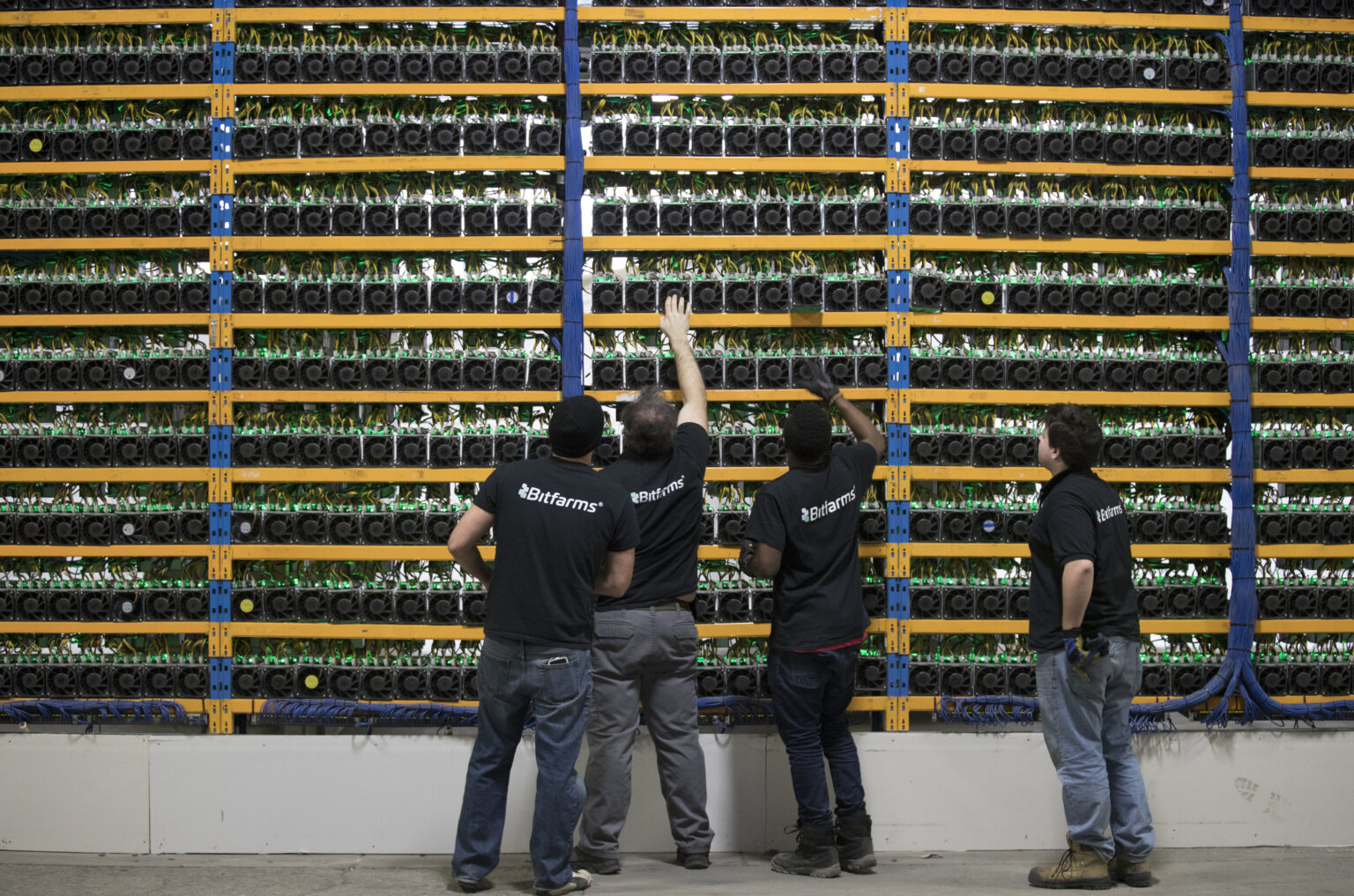 Bitcoin miner bitfarms names new CEO as riot takeover attempt heats up ...