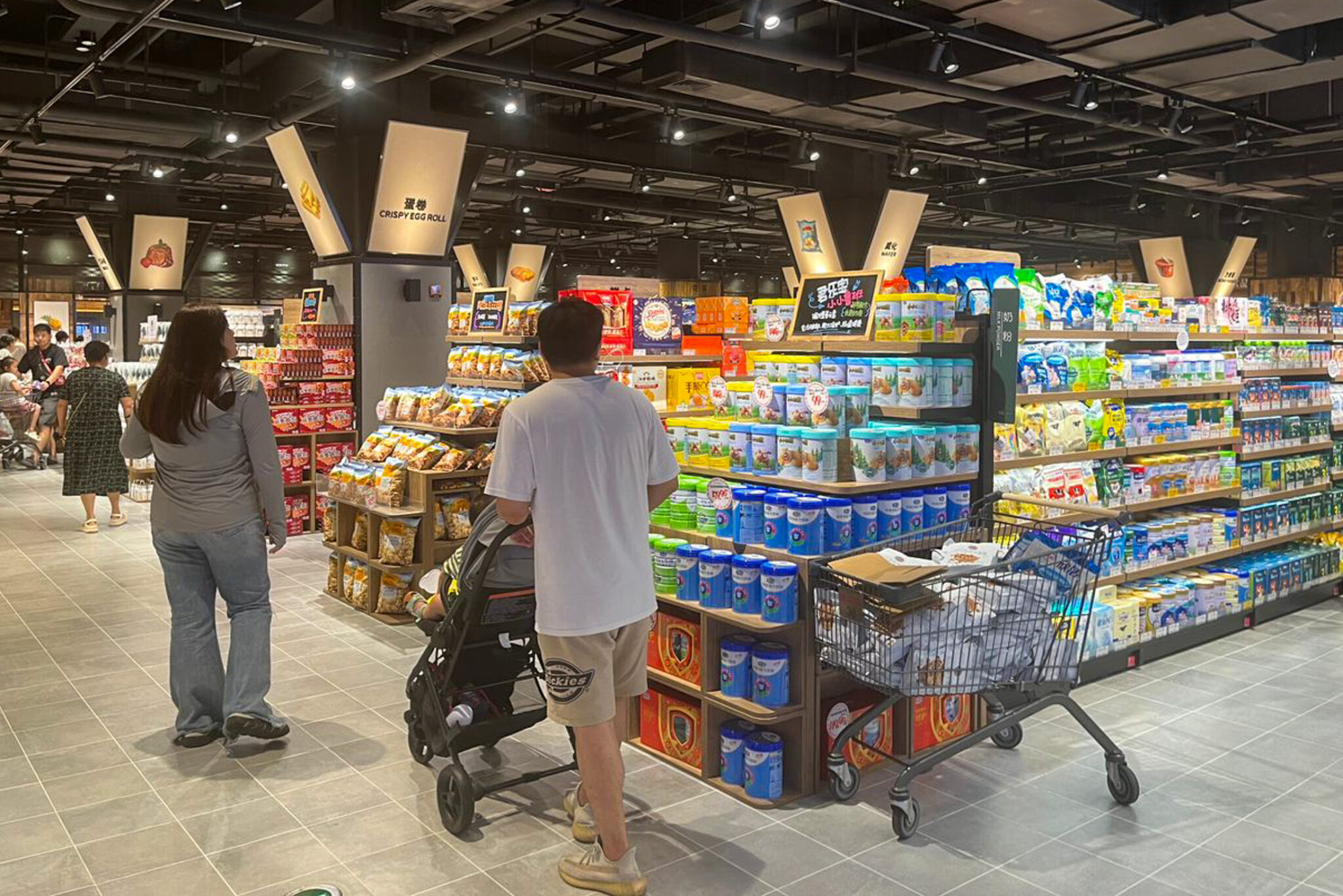 China’s mega-grocers turn to an upstart to win back shoppers - Moneyweb