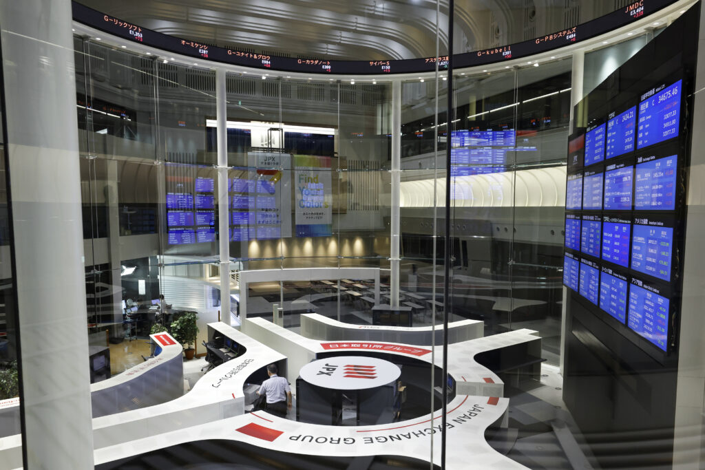 Global stocks are on the brink of an all-time high - Moneyweb