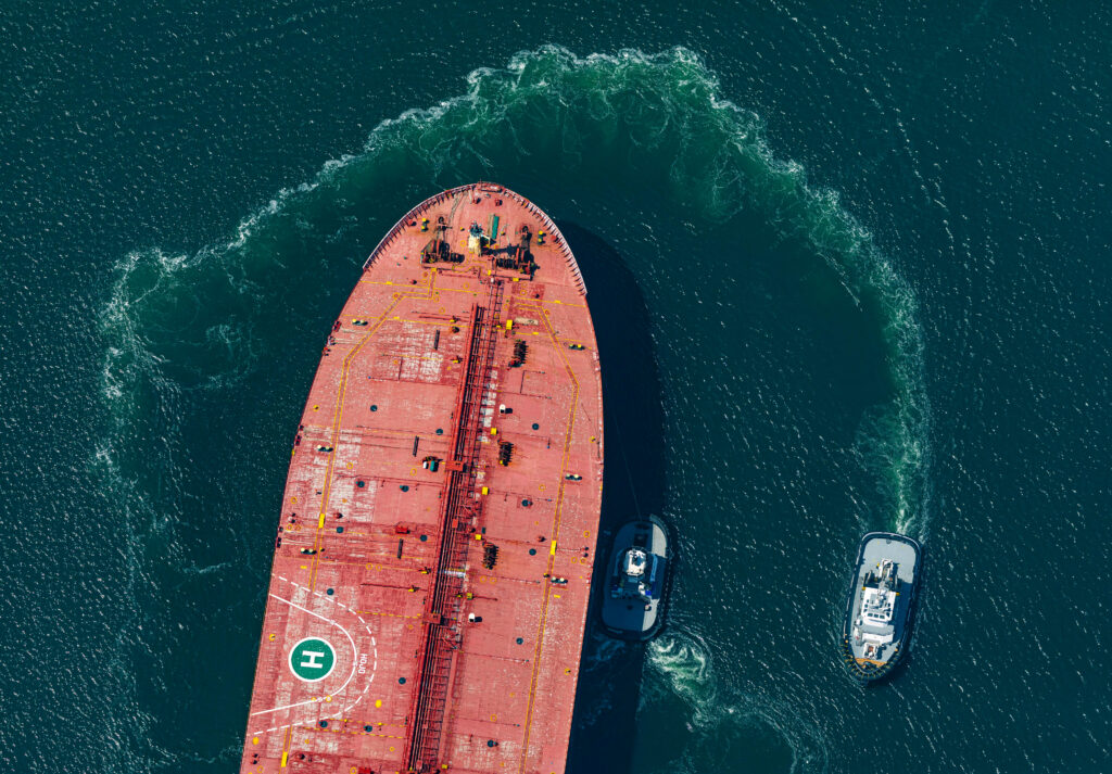 World’s top oil traders see boom years fade - Moneyweb