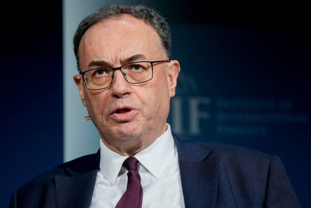 Britcoin will not replace cash, BOE governor Bailey Says - Moneyweb