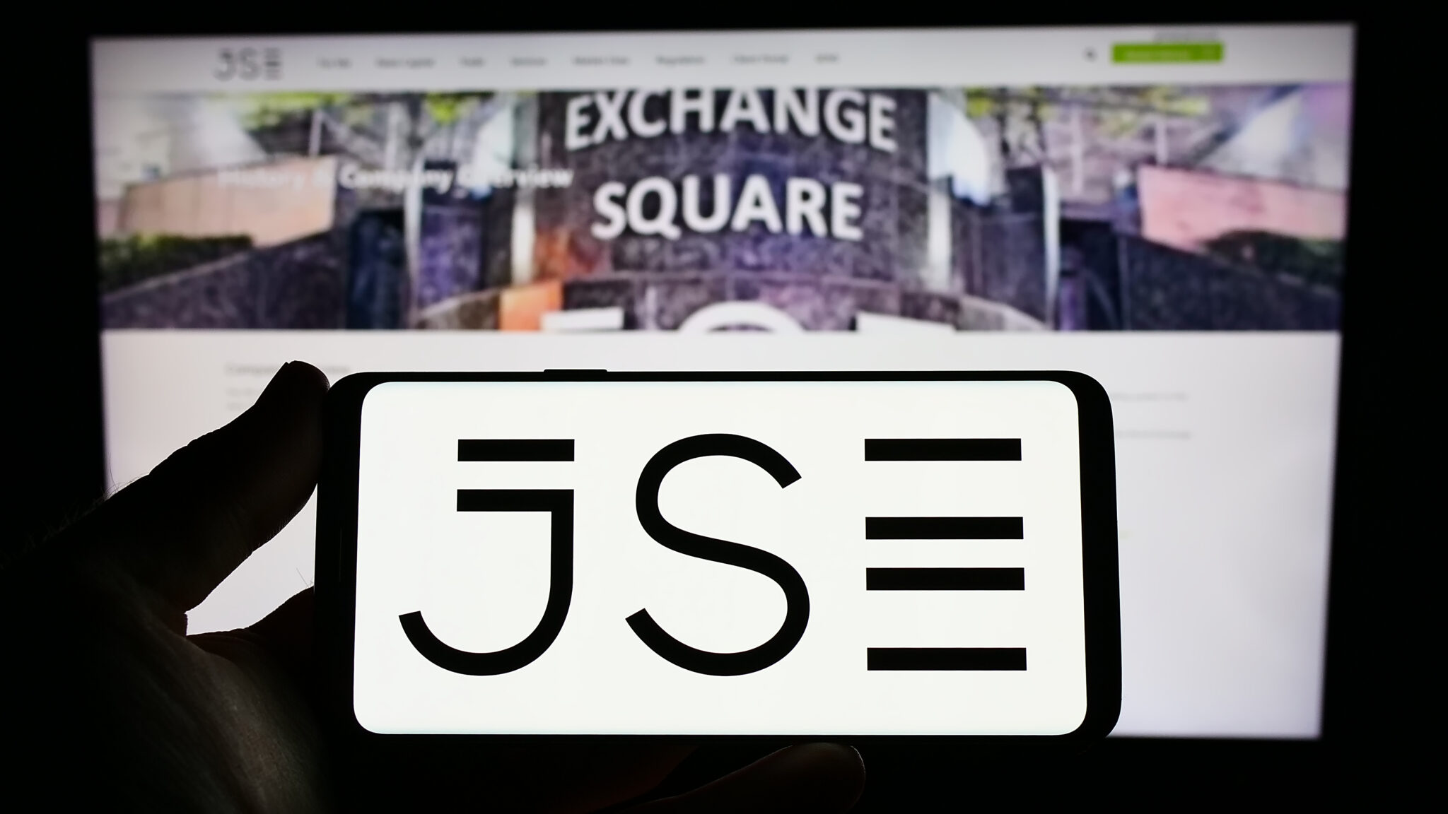 JSE plunges to lowest level in four months - Moneyweb