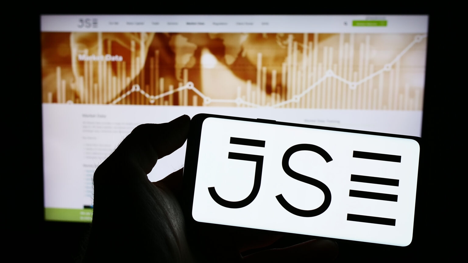 JSE reaches a new high - Moneyweb