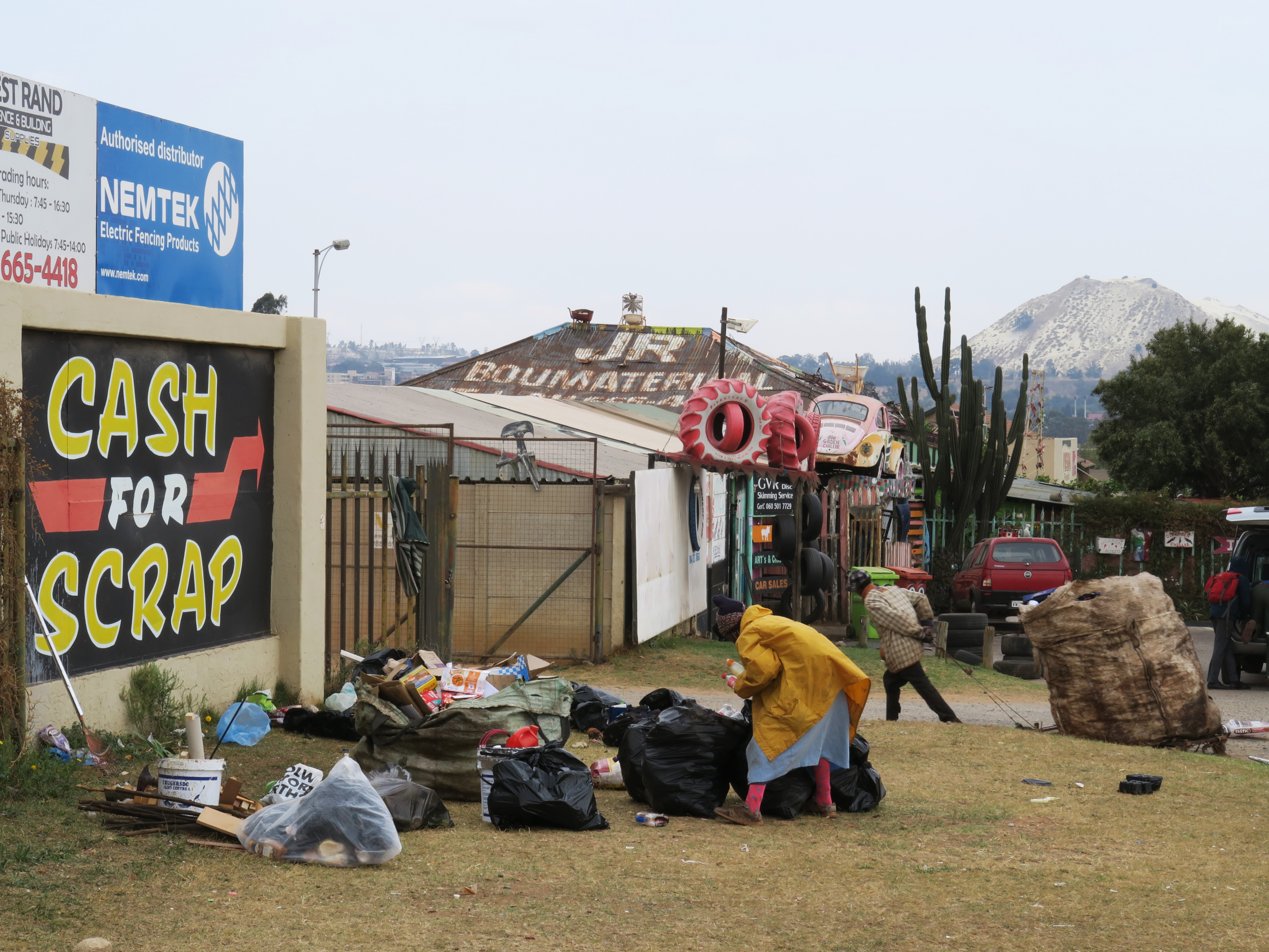 Packaging companies flout rules on waste picker payments - Moneyweb