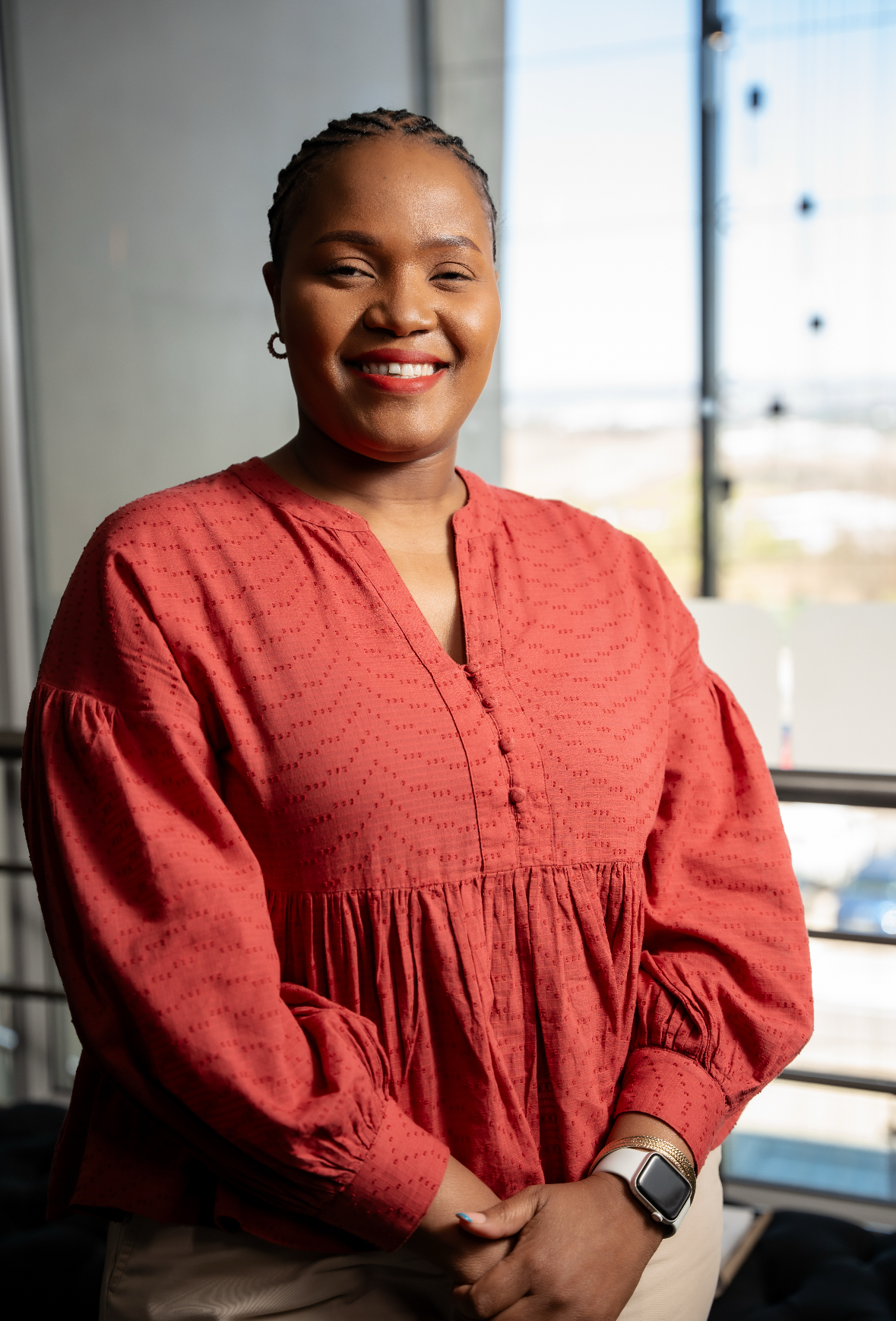 Dis-Chem appoints Nomfundo Vilakazi as HR Director - Moneyweb
