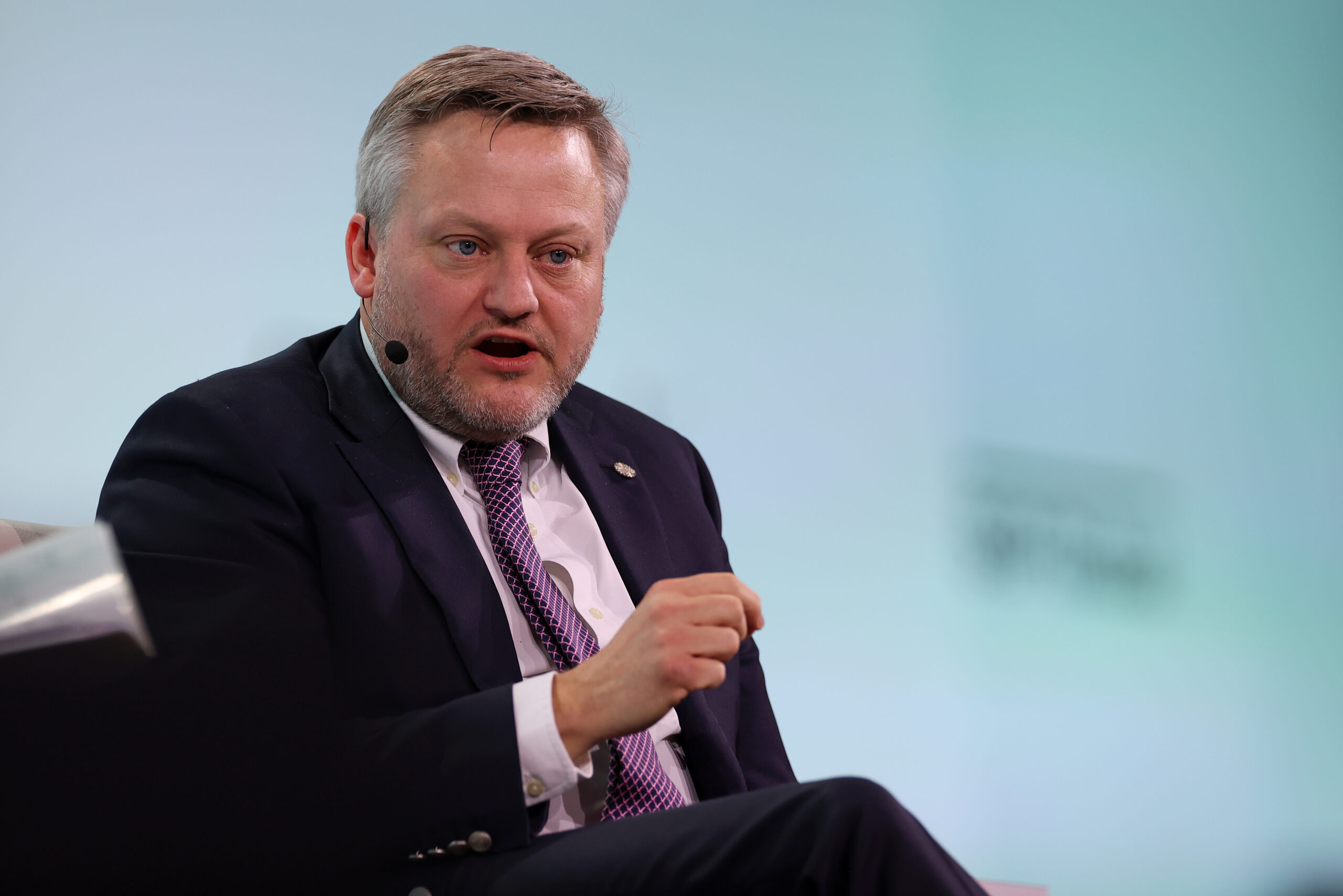 BP to eliminate about 5% of workforce to cut costs, CEO says - Moneyweb