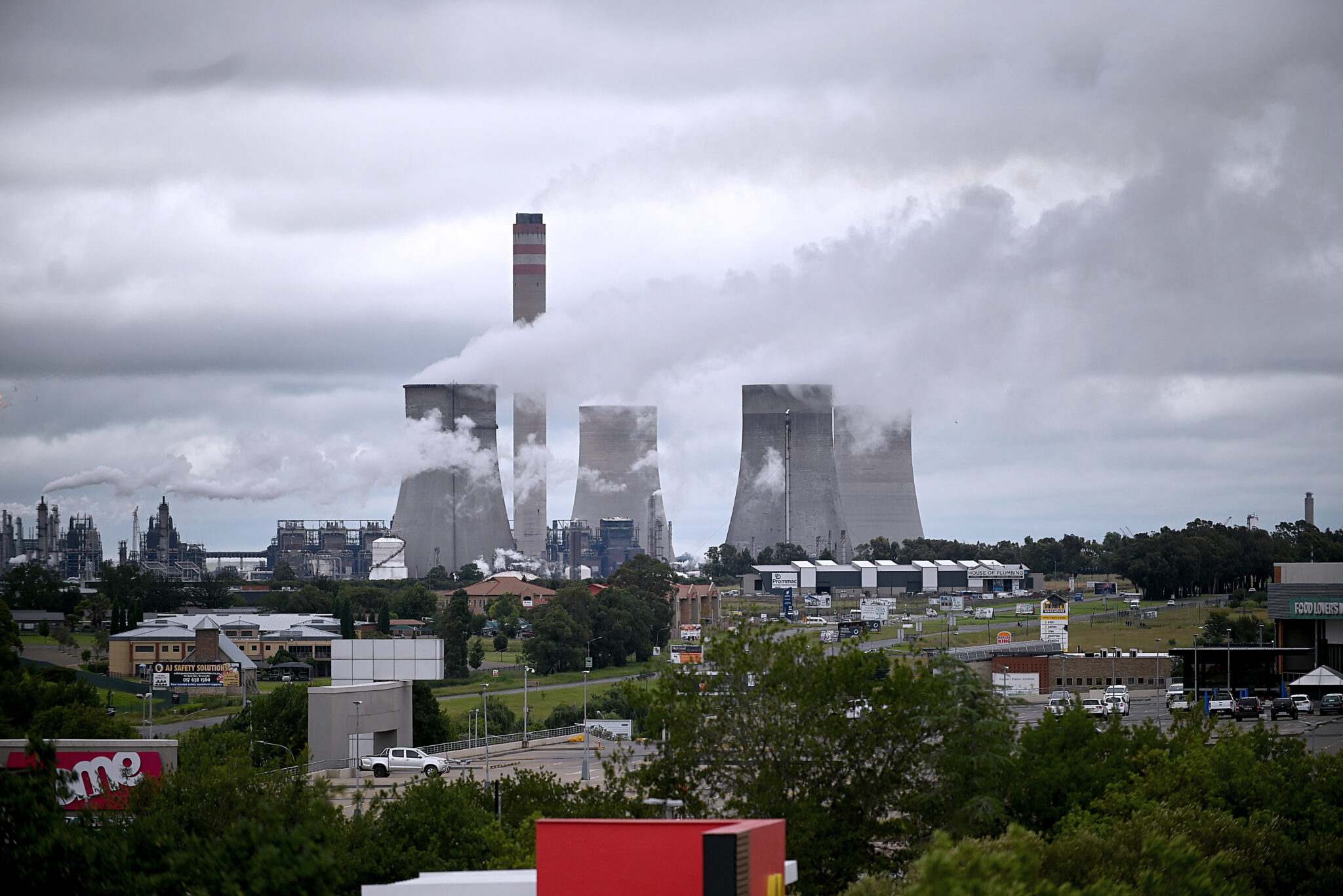 Sasol plots new route to emission goal after refocusing on coal - Moneyweb