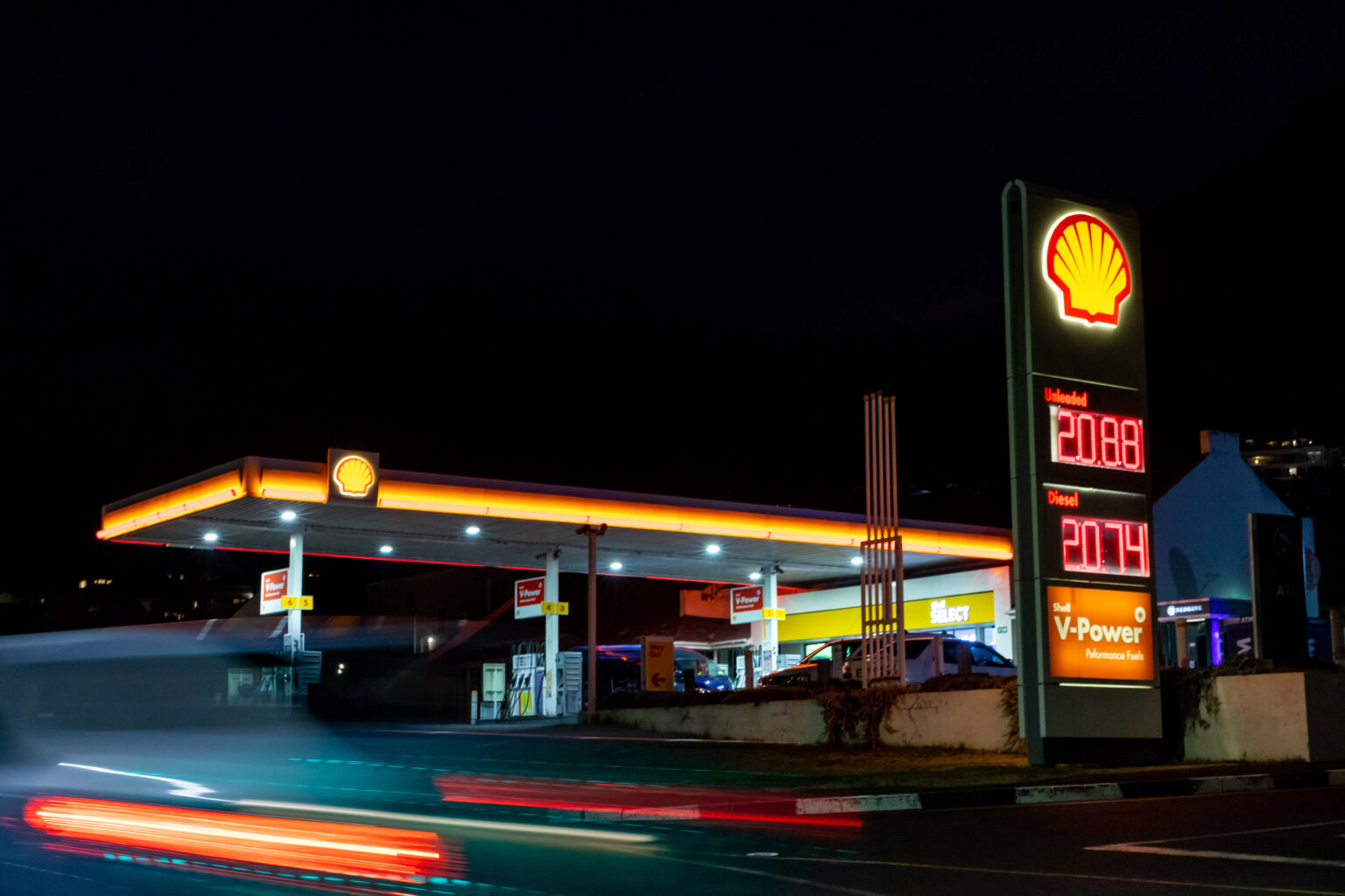 Abu Dhabi National Oil Co shortlisted to buy Shell’s SA downstream ...