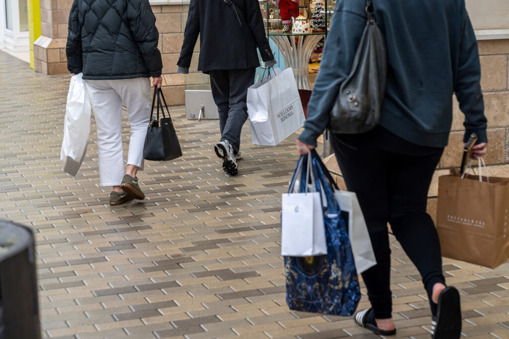 US economy ends 2024 with 2.3% GDP growth, boosted by consumer - Moneyweb