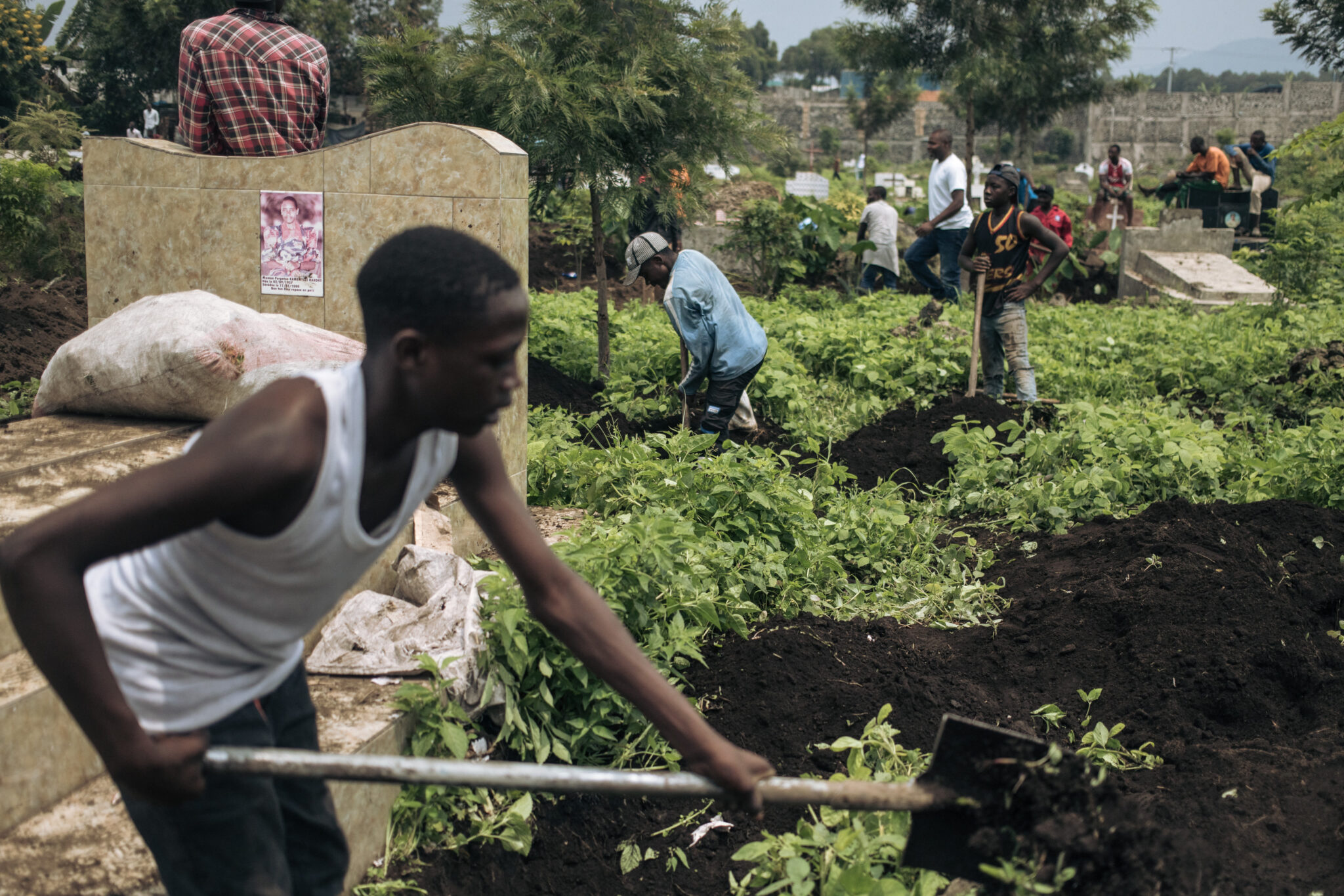 Congo death toll passes 900 as African leaders plan summit - Moneyweb