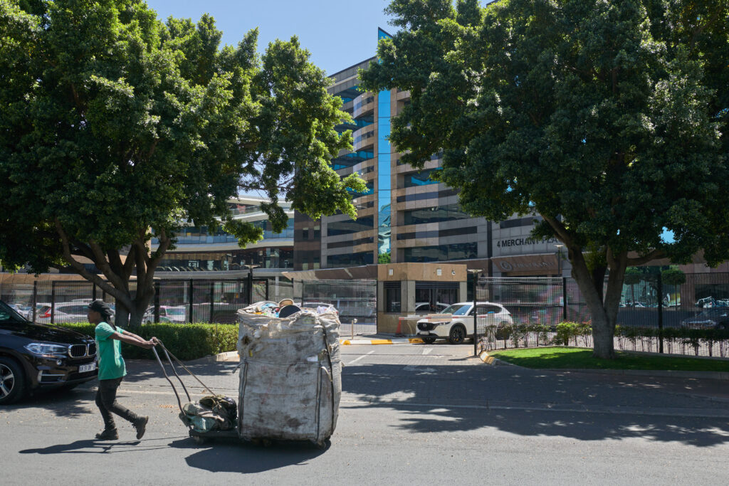 SA banks seek new BEE scorecard - Moneyweb