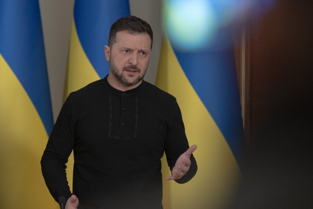 Trump calls Zelenskiy dictator as US-Ukraine ties unravel - Moneyweb