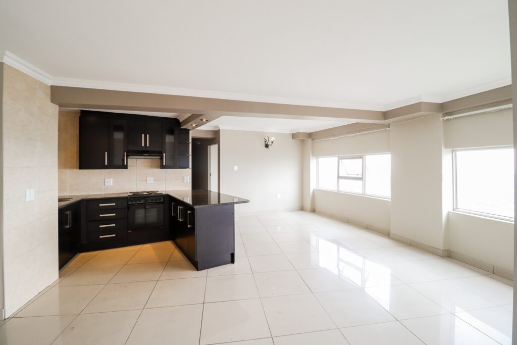 Joburg’s landmark Ponte Tower up for sale - Moneyweb