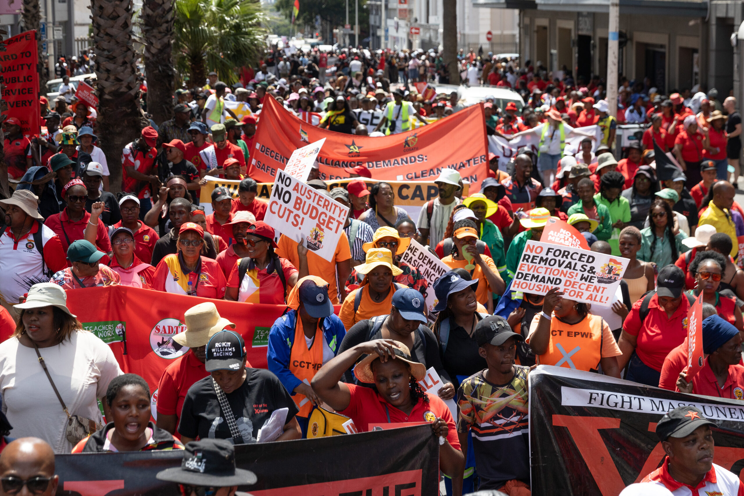 Budget postponement is a ‘blessing in disguise’ – Cosatu - Moneyweb