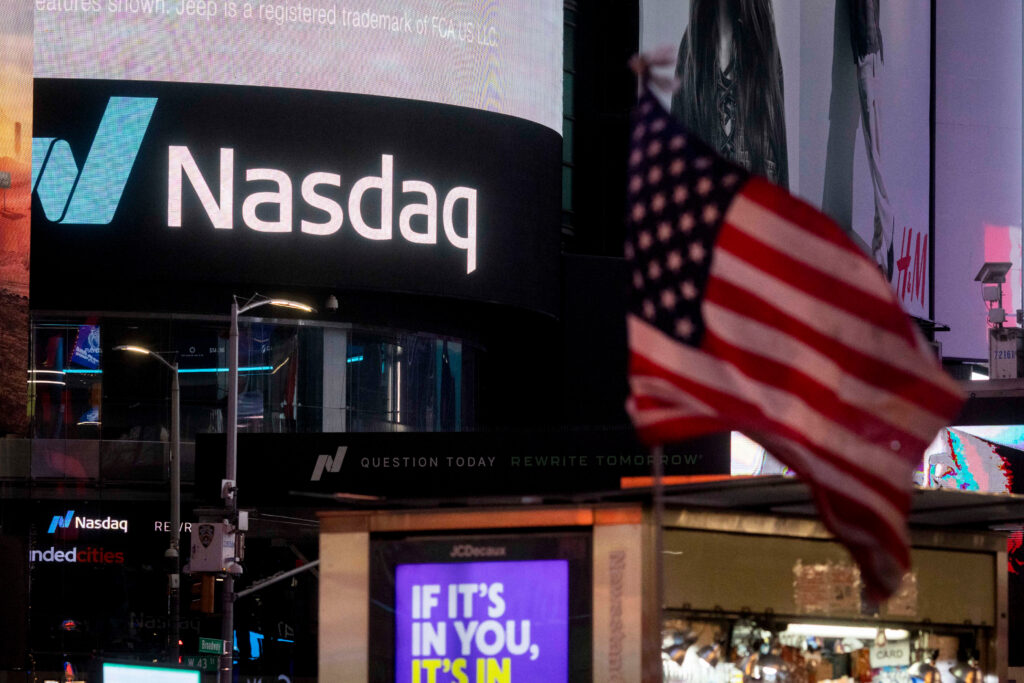 Nasdaq 100’s worst quarter in years sealed by AI bubble fears - Moneyweb