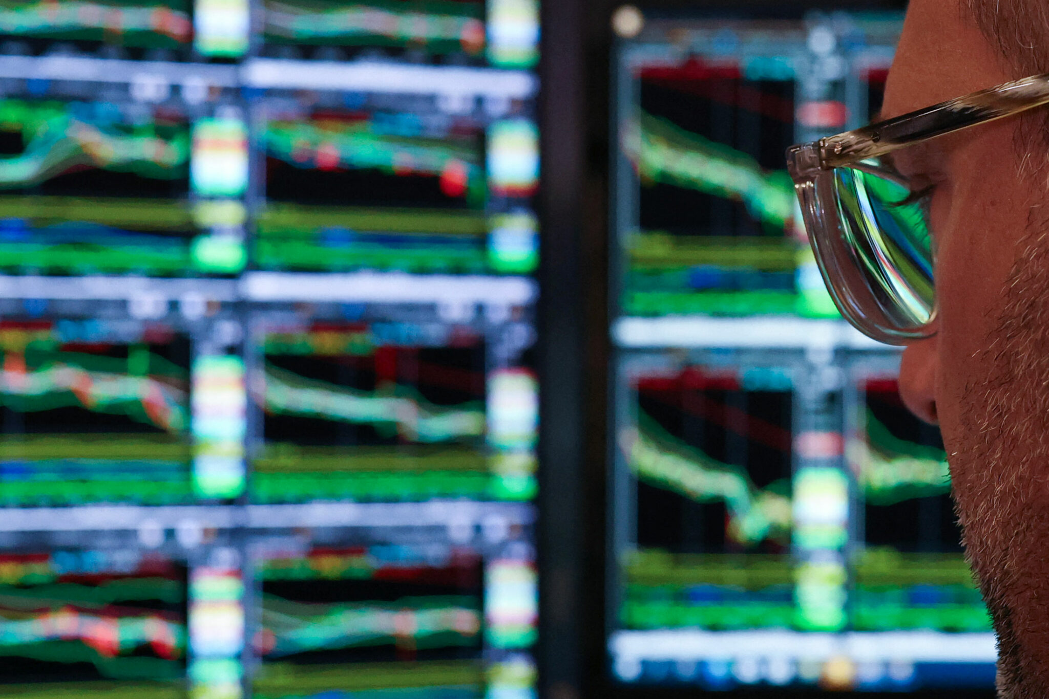 US bonds stabilise after choppiest day of trading in five years - Moneyweb