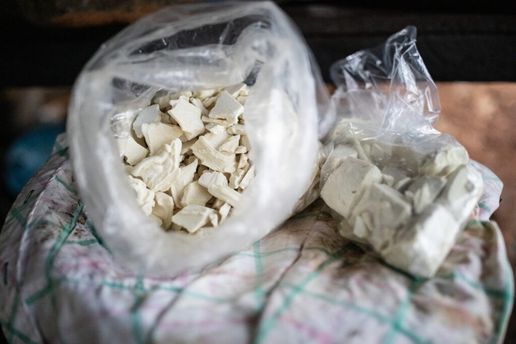 Cartels smuggle a different type of cocaine to new labs overseas - Moneyweb
