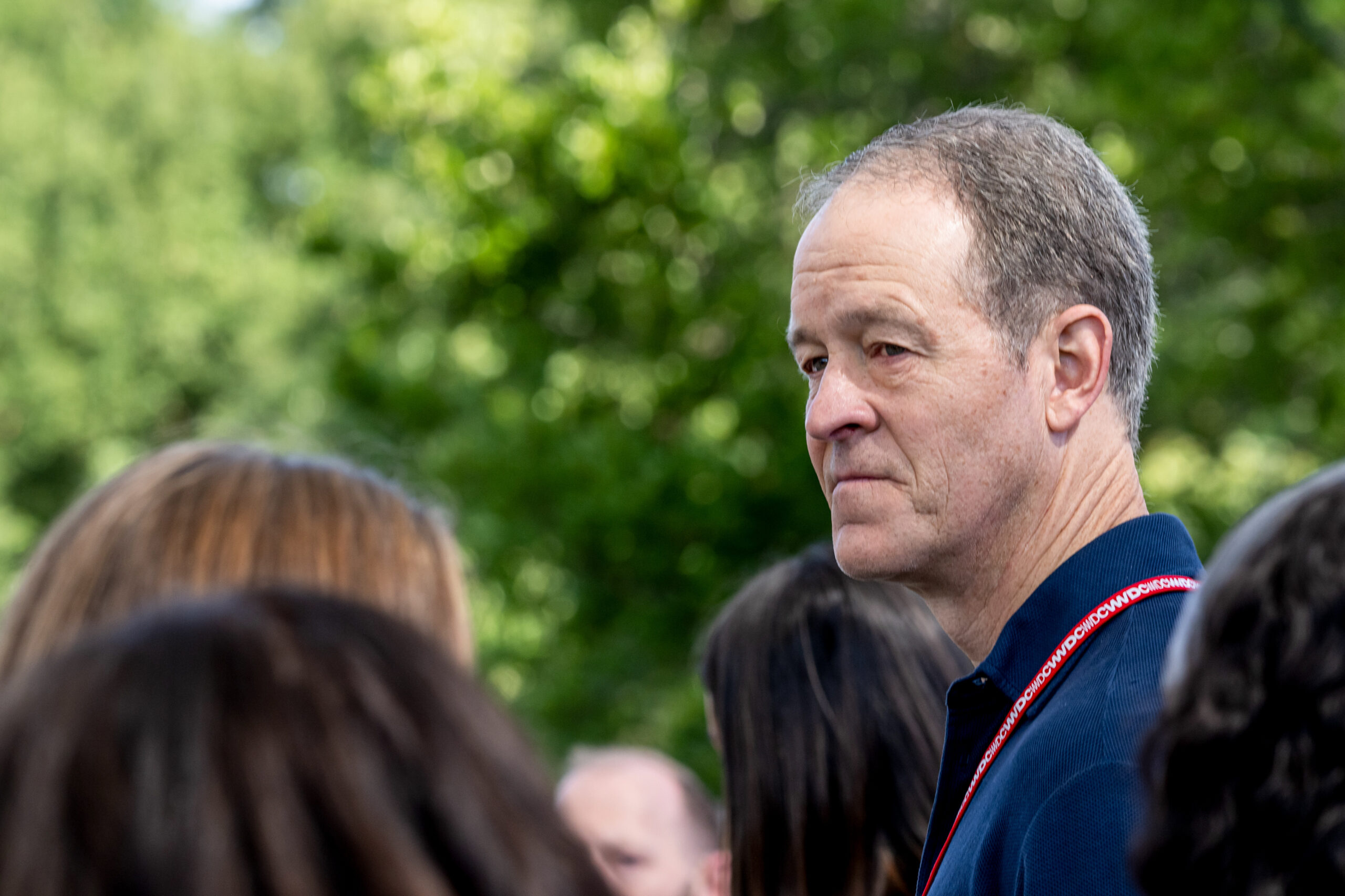 Apple COO Jeff Williams to retire in major changing of guard - Moneyweb
