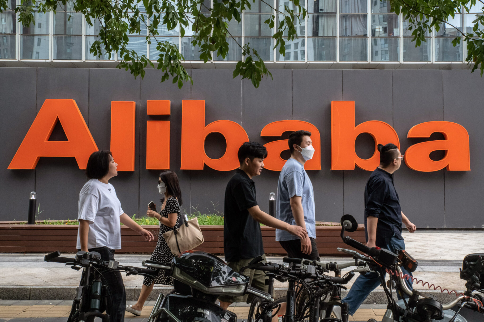 Alibaba leads Chinese tech funding spree with $3.2bn deal - Moneyweb