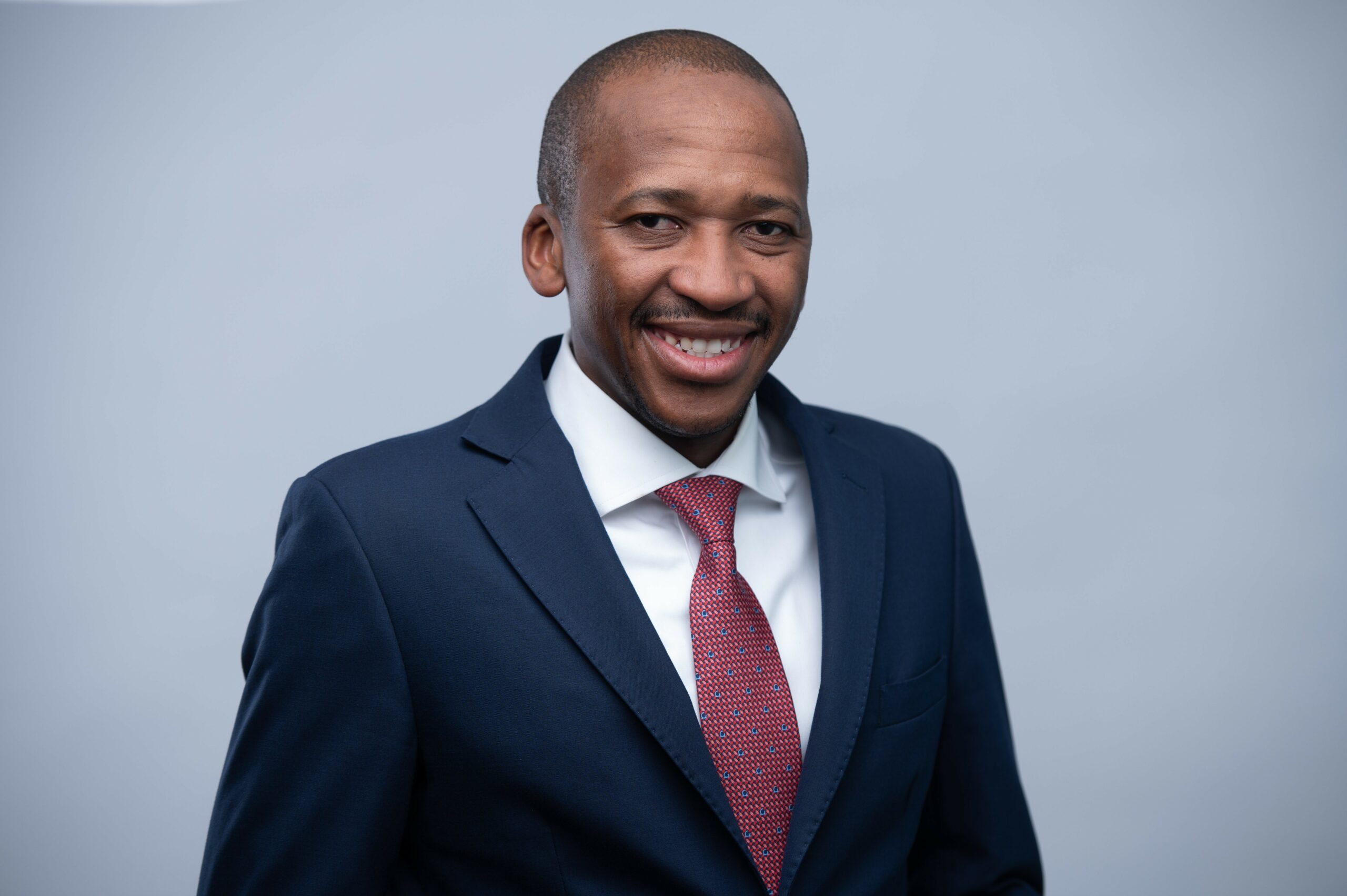 David Hodnett to lead Standard Bank SA - Moneyweb