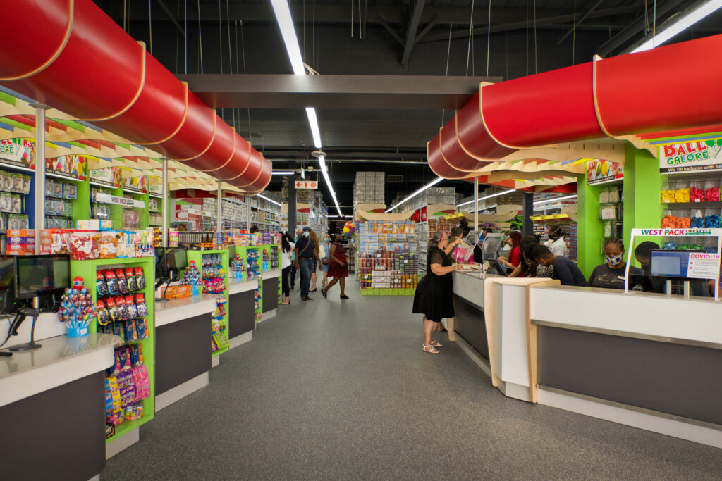 West Pack moves to a full franchise structure - Moneyweb