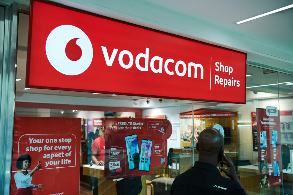 Vodacom ex-employee settlement seen costing around R550m - Moneyweb