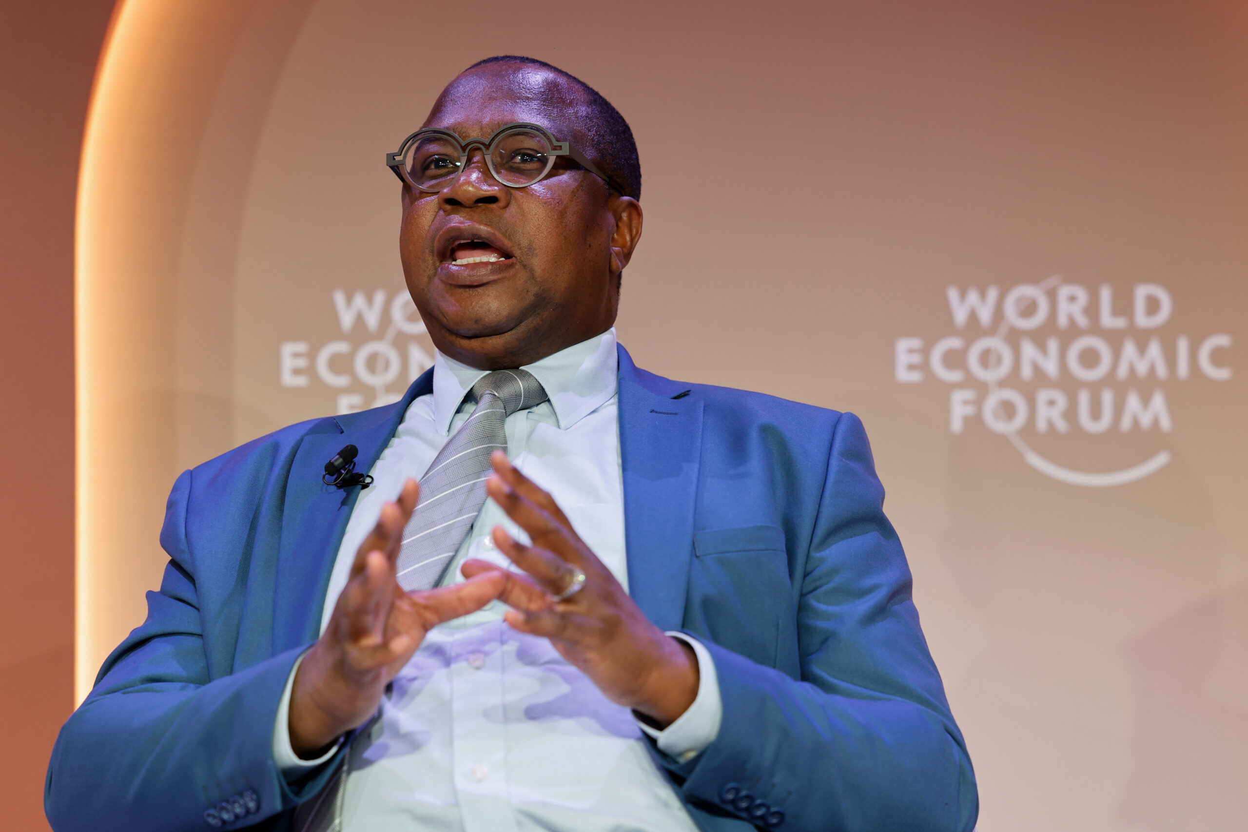 Zimbabwe unveils new gold royalty to cash in on market rally - Moneyweb