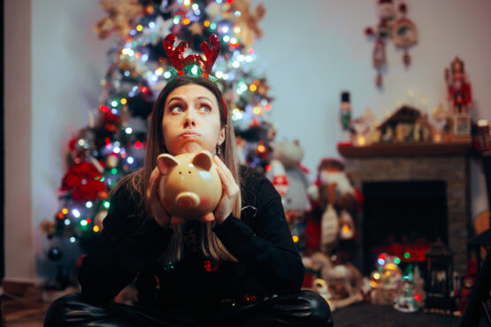 How to say no to the December debt trap - Moneyweb