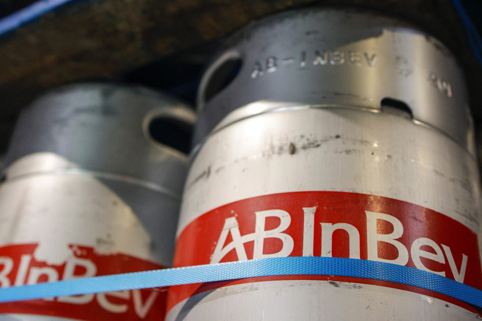 AB InBev reacquires stake in US container plants for $3bn - Moneyweb