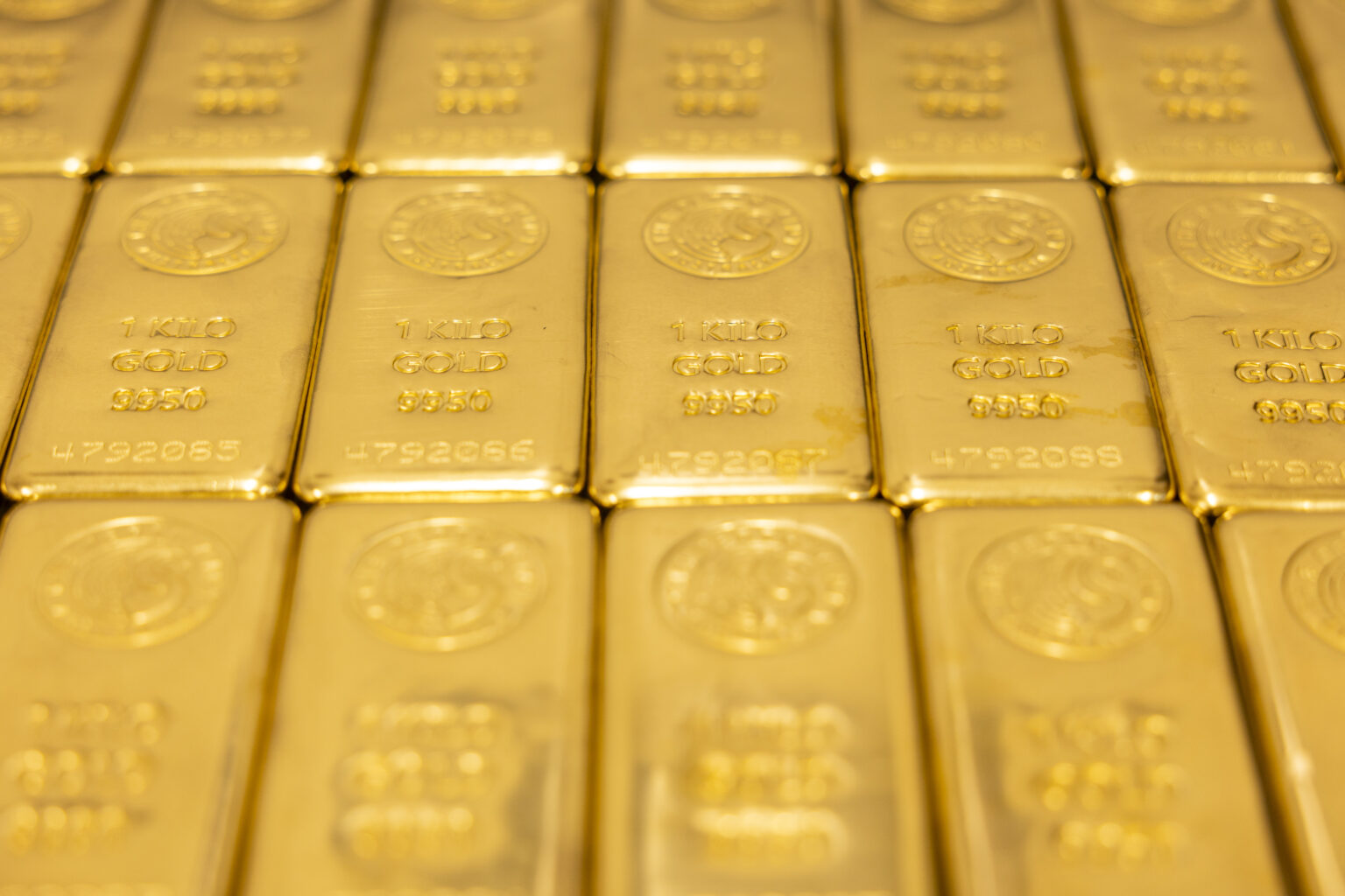 Goldman raises year-end gold forecast to $5 400 an ounce - Moneyweb