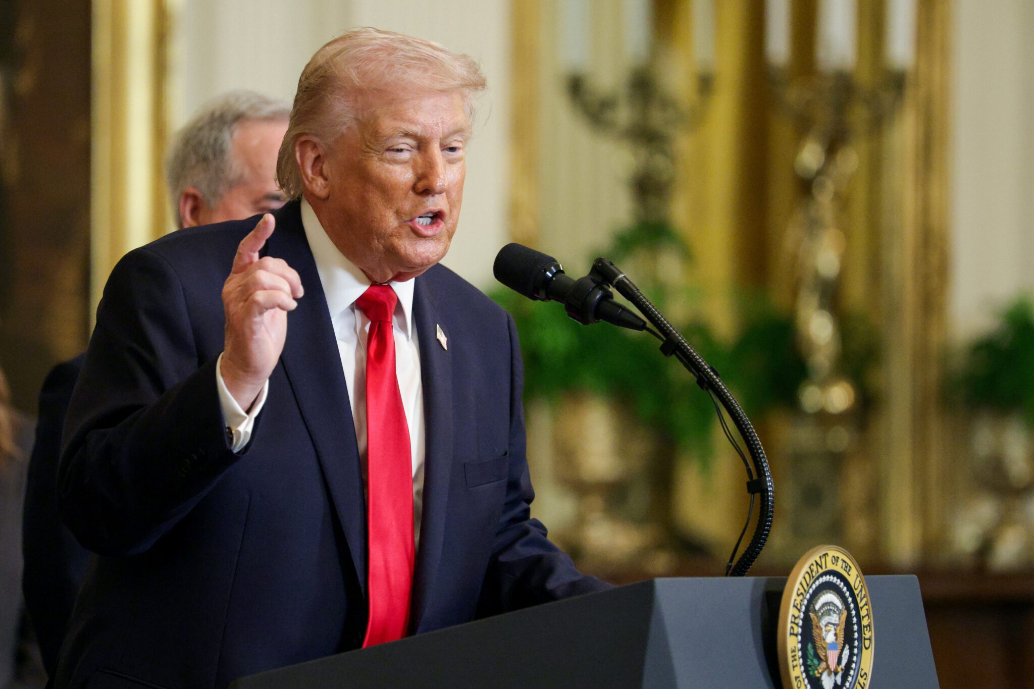 Trump faces criticism from UAE business community over Iran war - Moneyweb