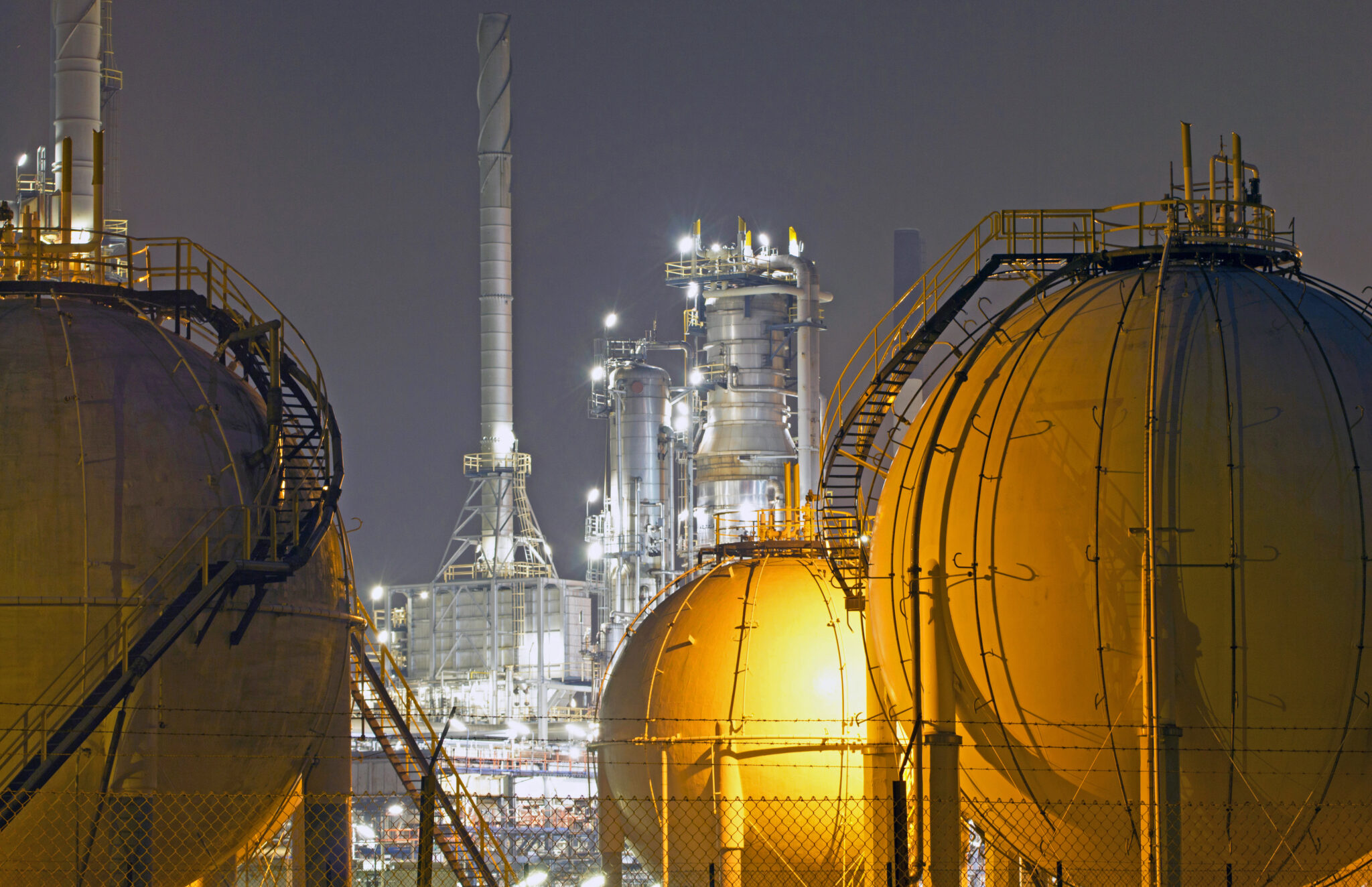 Iran strike to cost QatarEnergy $20bn a year in sales - Moneyweb