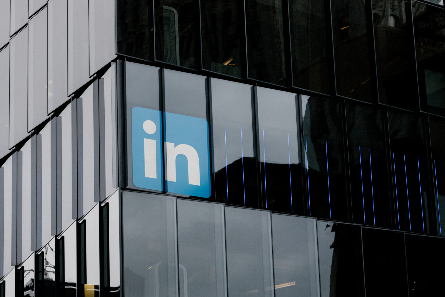 Microsoft’s LinkedIn is cutting jobs in latest industry cull - Moneyweb
