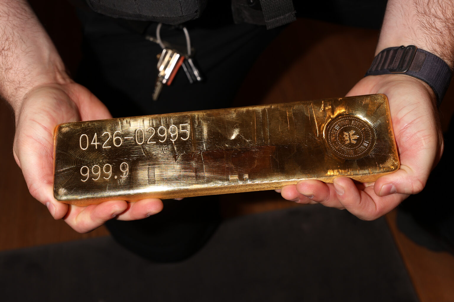 Gold heads for weekly drop as inflation fuels rate-hike bets - Moneyweb