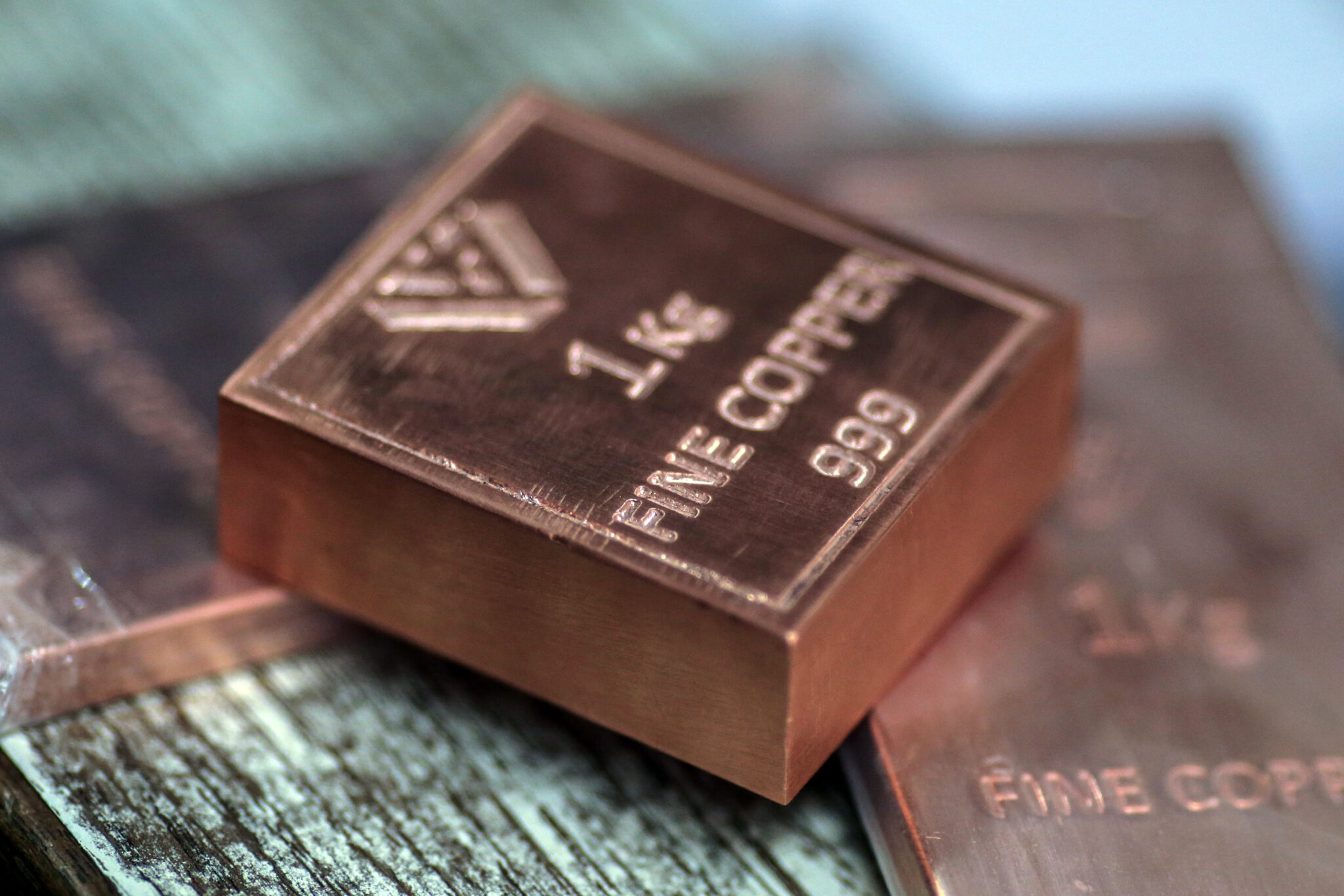 Copper extends retreat as US-Iran stalemate fuels inflation fear - Moneyweb