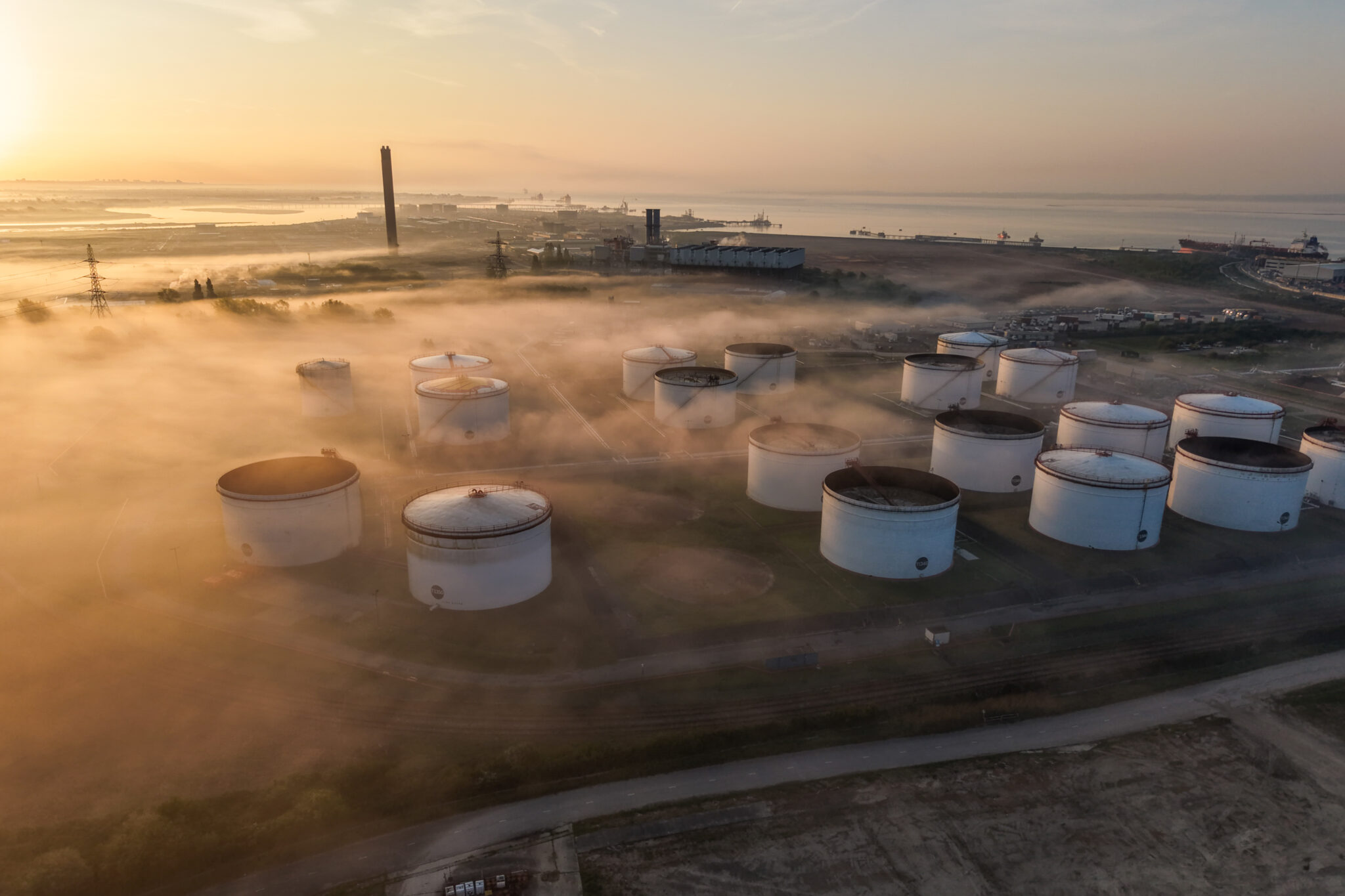 Oil near $100 emerges as consensus for next year with Iran war - Moneyweb