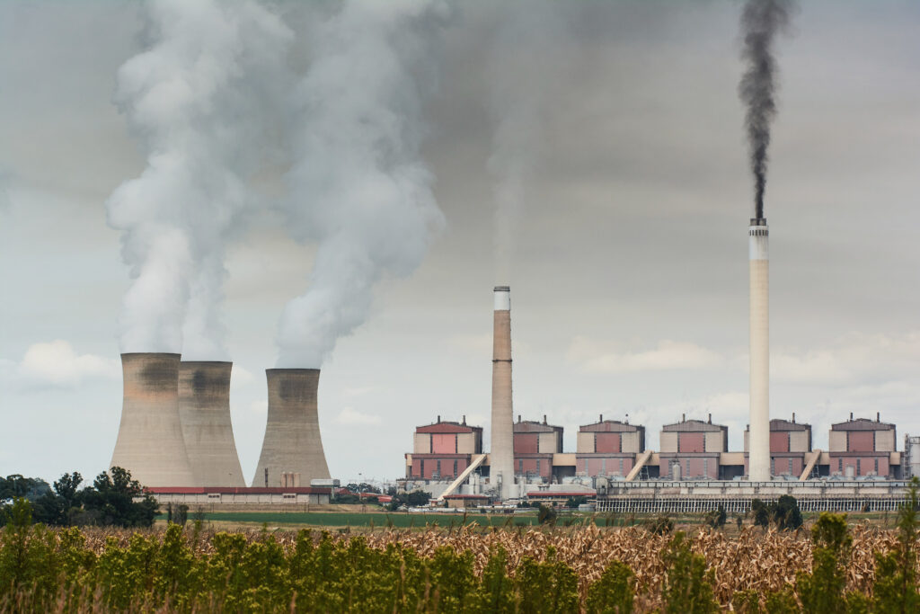 South Africa set to run coal stations longer as gas projects lag - Moneyweb