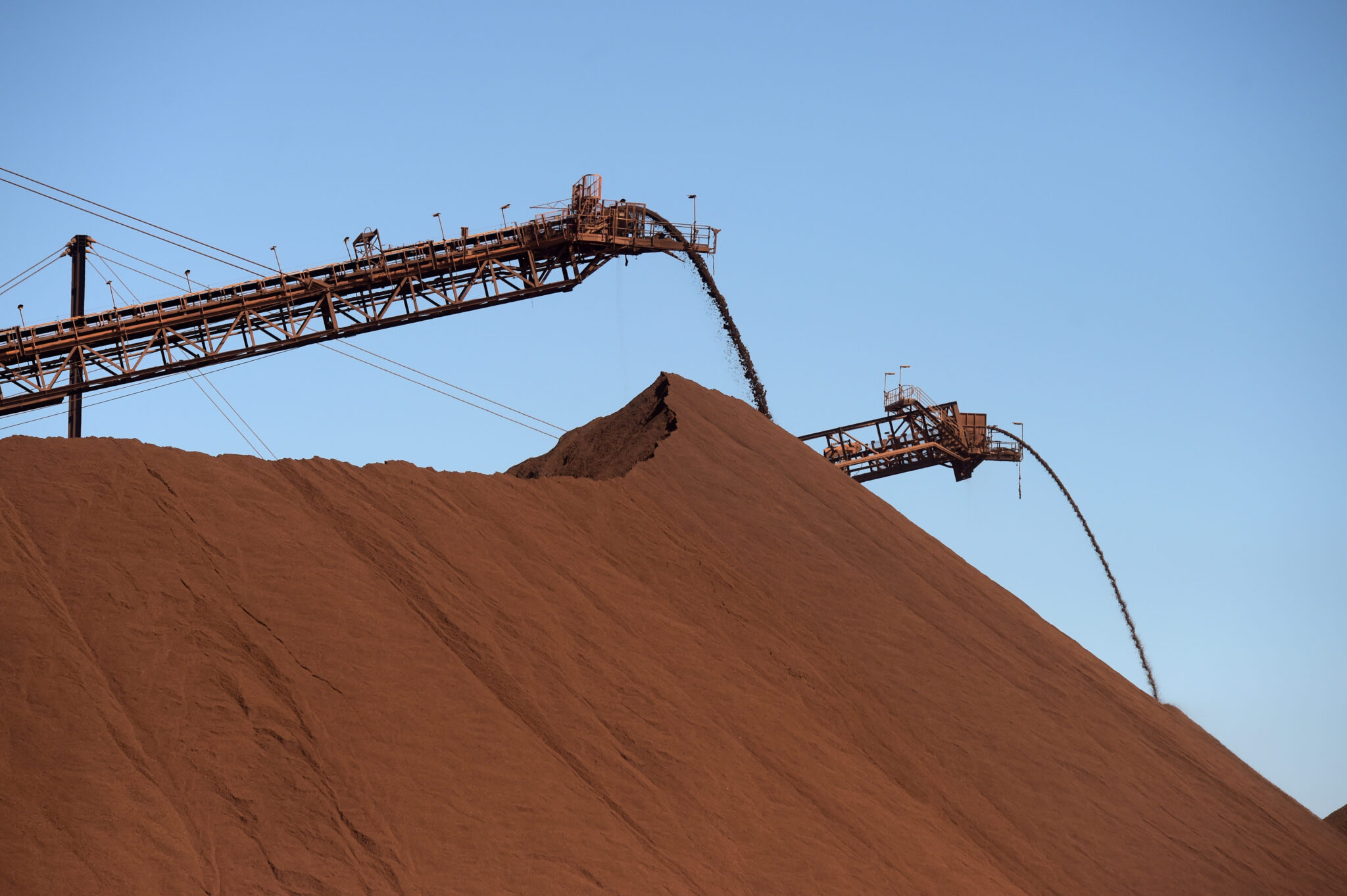 Iron ore heads for monthly loss as coal spike pressures margins - Moneyweb