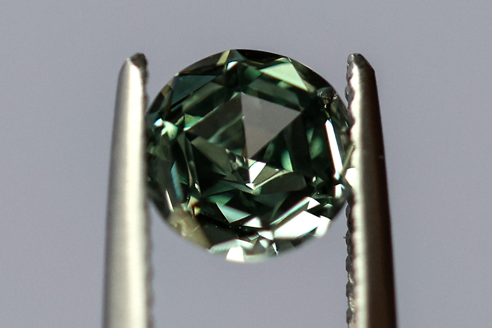 China’s lab-grown diamonds emerge as unlikely winner in AI boom - Moneyweb