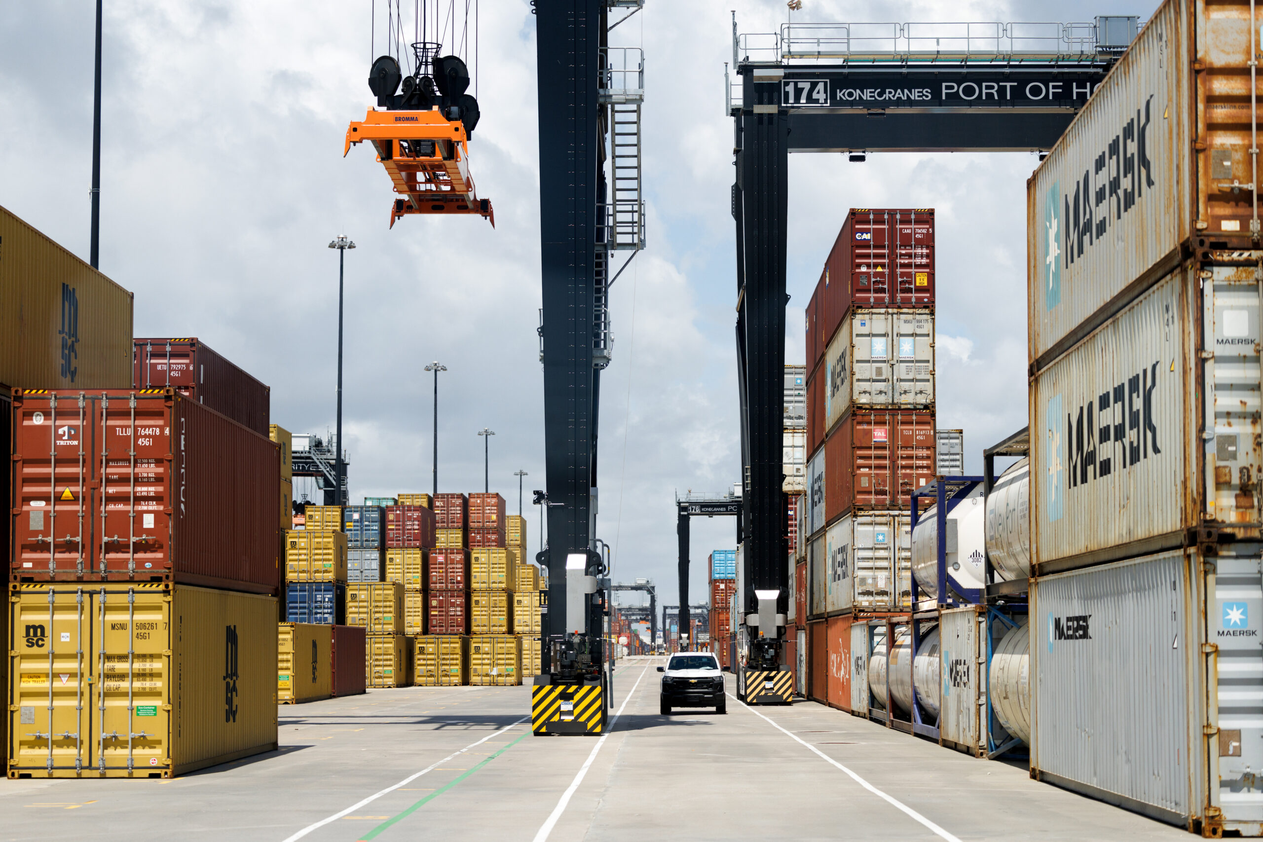Trump poised to roll out new tariffs - Moneyweb