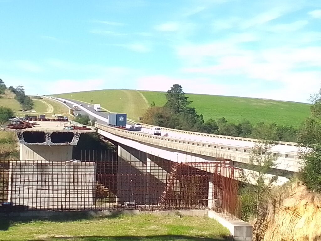 Sanral vows to complete Garden Route bridge, 10 years after work ...